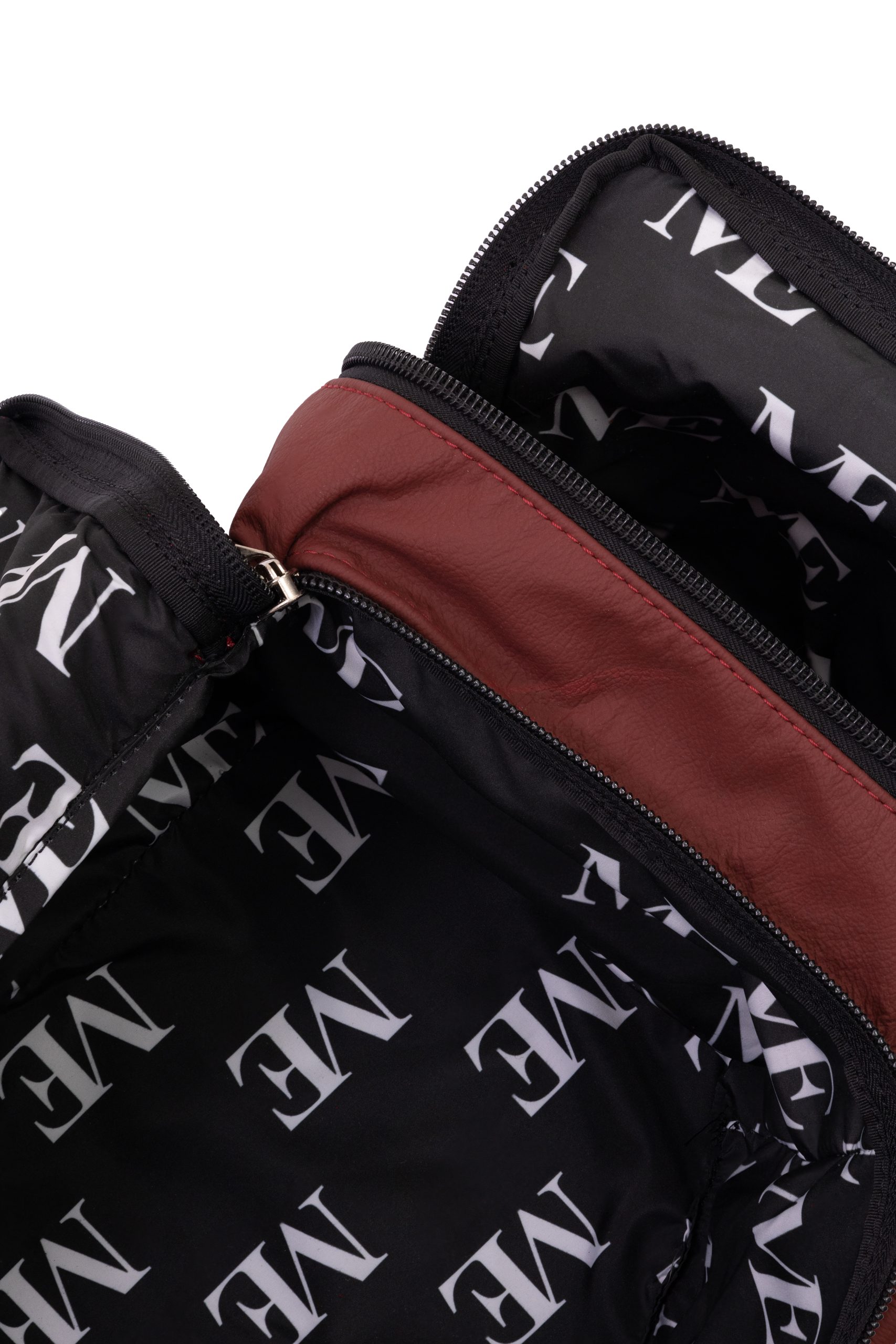 Alpha Red ME Sovereign Traveller Duffel bag – MVE